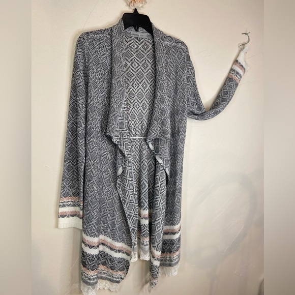 Absolutely Famous | Sweaters | Absolutely Famousopen Knit ...